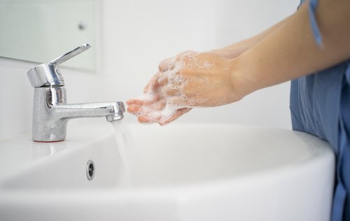 Norovirus know-how: Tips to manage symptoms and contain the spread ...