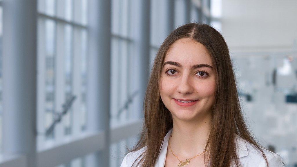 Carol Abousaab, M.D.: Internal Medicine | UT Southwestern Medical Center
