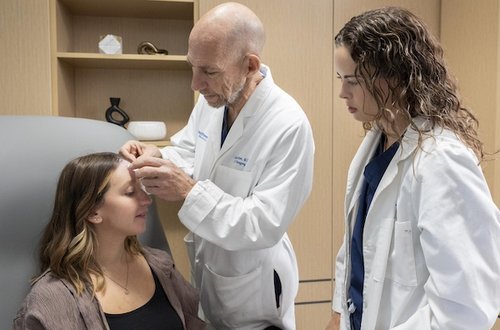 After traumatic dog bite, surgeons rebuild woman's nose | Patient ...